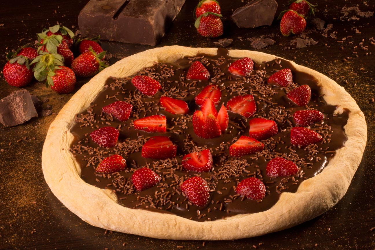 Pizza de Chocolate e Morango - À Moda do Flávio